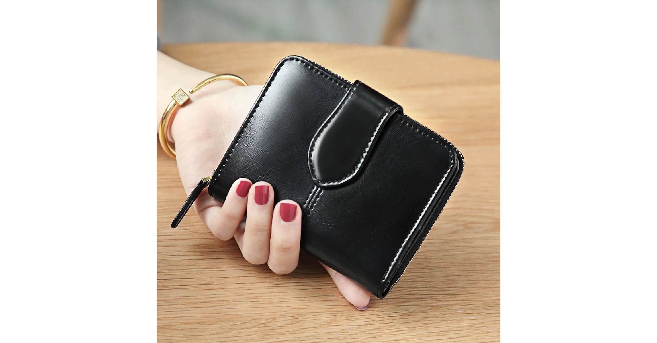 Portofel Damă Negru Mini Bonluo Din Piele Naturală Dimenisune (11*10*3cm)